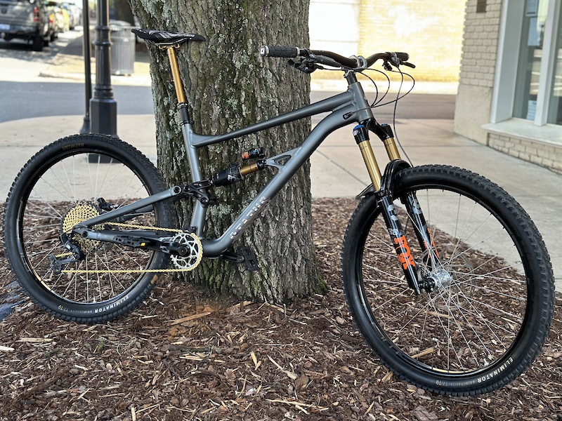 2022 Custom Specialized Status 160 S5 For Sale