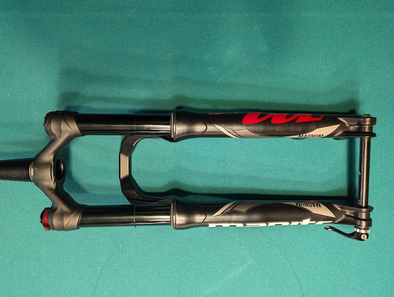 Manitou Magnum Pro 27.5+ For Sale