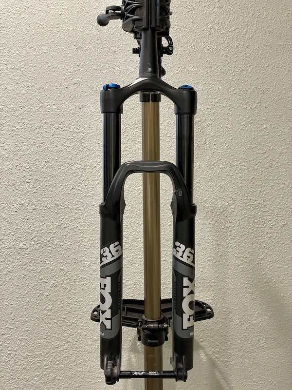 Fox 36 Rhythm/Marzocchi Bomber Z1 160mm Grip Damper For Sale