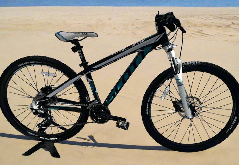2015 Scott Contessa Scale 710 Women Mountain Bike 15" For Sale