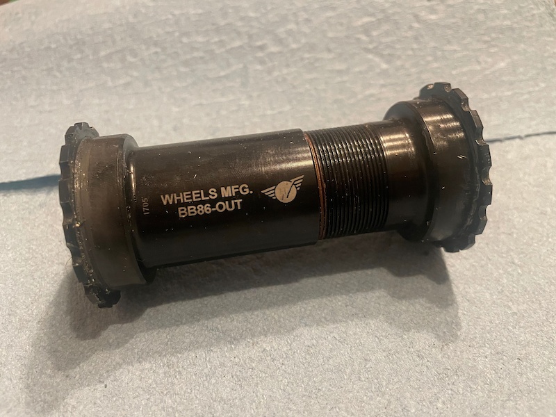 Wheels Mfg BB86 thread together BB for Shimano For Sale