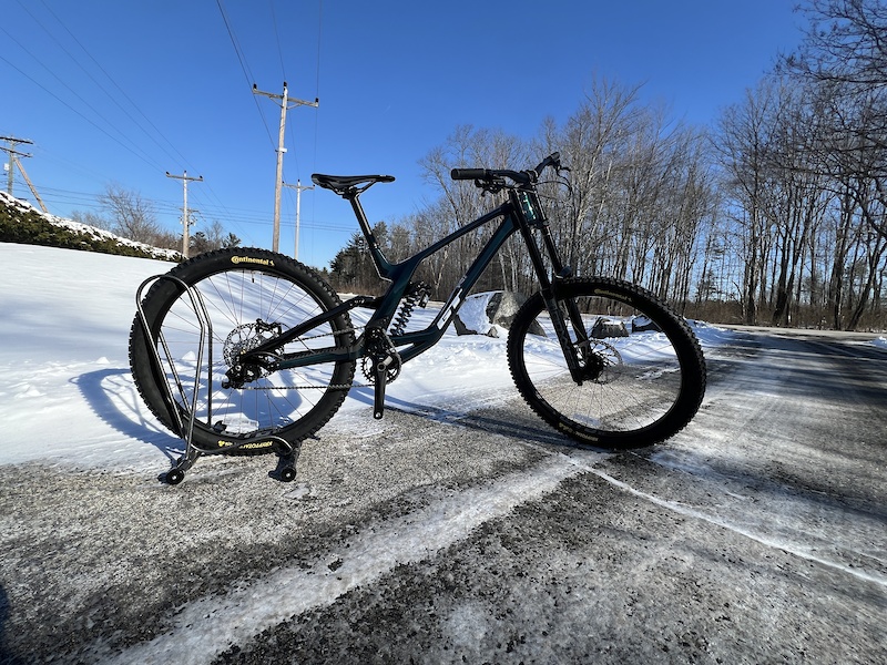 2025 GT Fury Carbon Elite Tropic Green Large For Sale