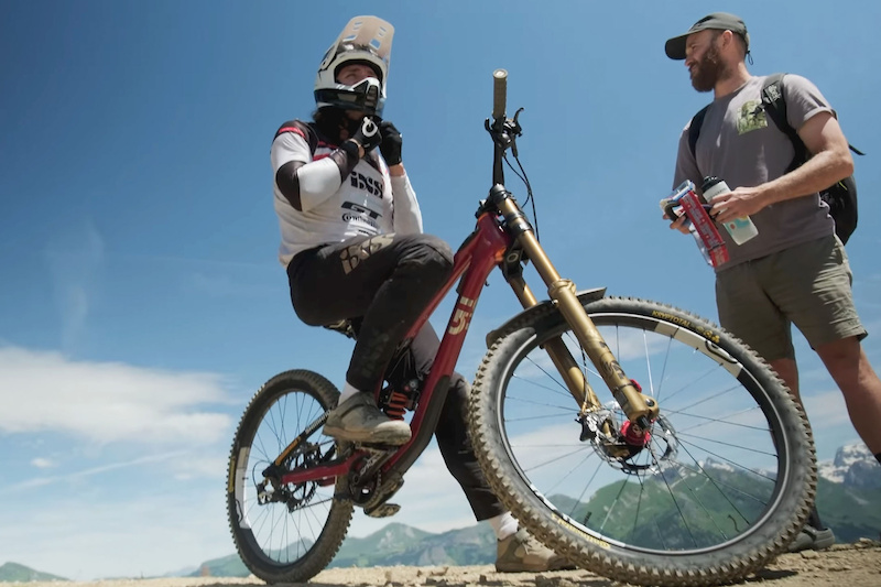 Video: Wyn's Privateer Project Season 2 Episode 5 - Les Gets DH 2024 ...