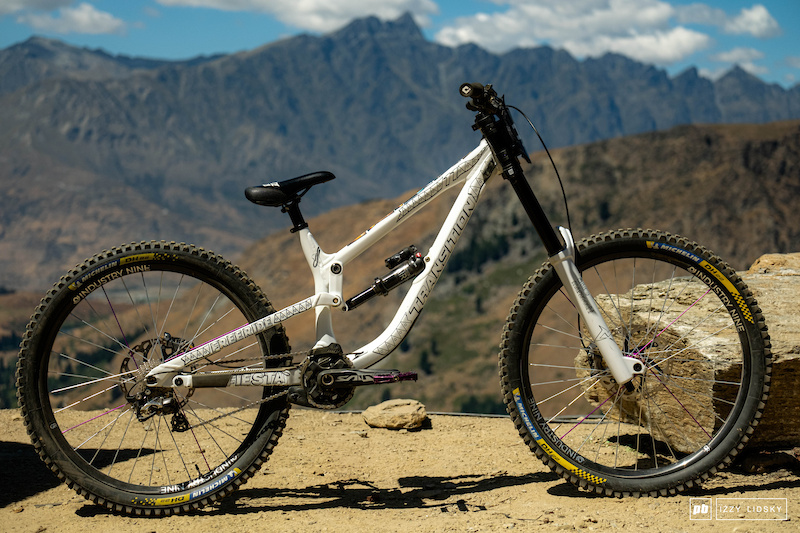 7 Freeride Bikes From Natural Selection Bike 2025 - Pinkbike
