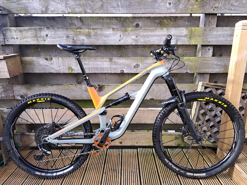 2018 Canyon Spectral CF9 Pro For Sale