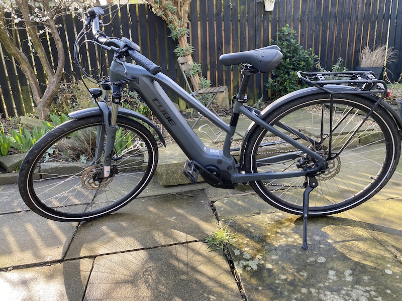 2021 CUBE Touring Hybrid ONE 500 Women's 50cm Frame For Sale