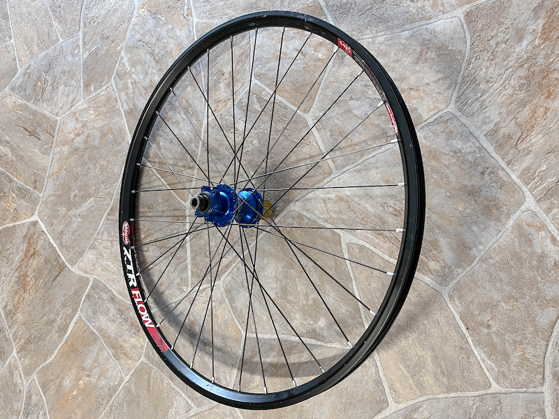 Hope Pro 2 EVO / Stan's Flow *TUBELESS rear 12x157mm For Sale