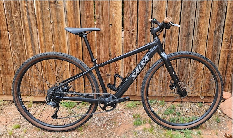 2024 Salsa Confluence gravel E bike, frame size small For Sale