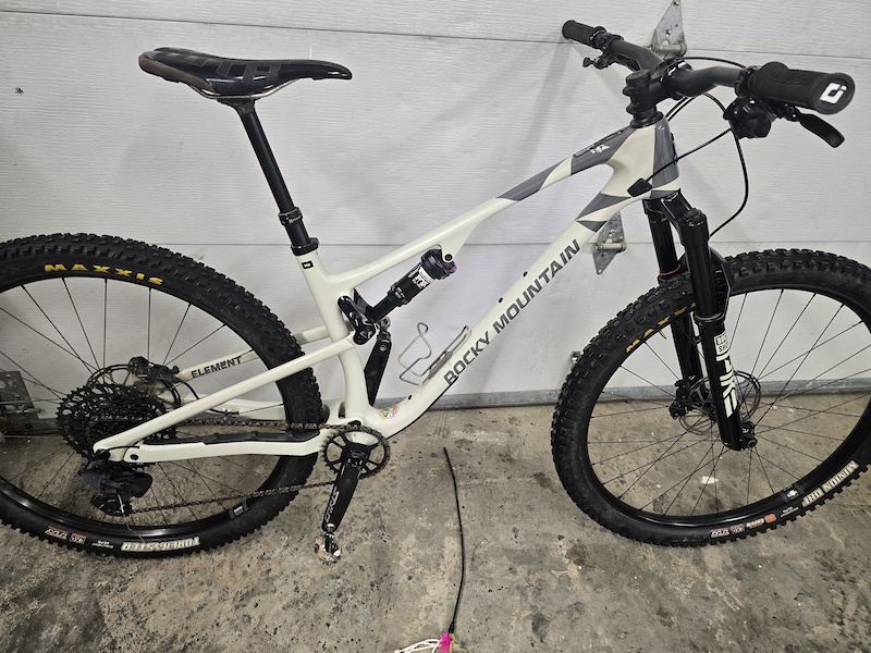 2022 Rocky mountain element c50 For Sale