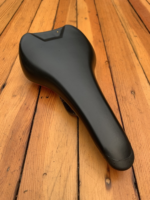 Nukeproof Vector DH Comp saddle w/ CroMo rails (1259) For Sale