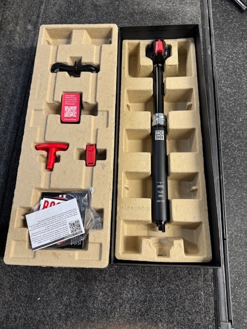 2023 Take-off AXS Dropper W/ Battery and Charger Included For Sale