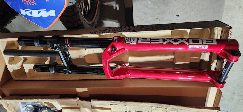 2025 Rock shox boxxer ultimate 29 dh bike For Sale