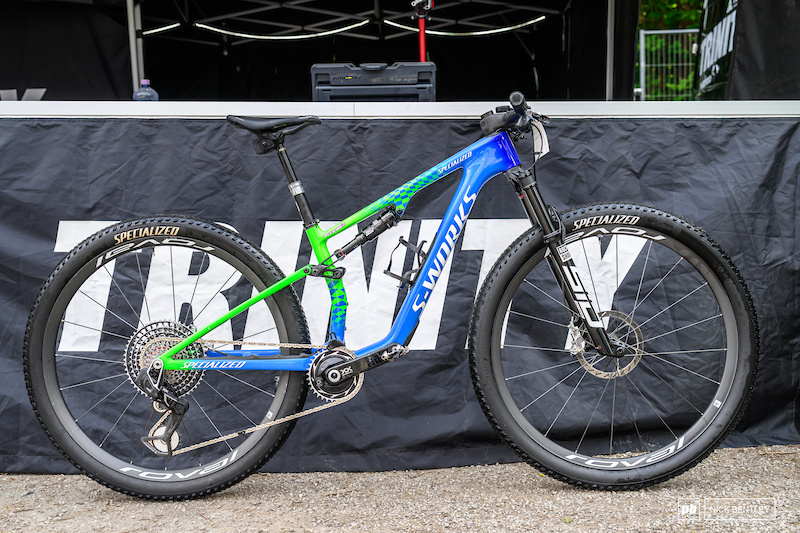 How Much Do Pro XC Bikes Really Weigh? - 2025 Leogang XC World Cup ...