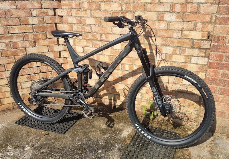 2024 Trek remedy 8 XL - looking to swap for a L bike/frame For Sale