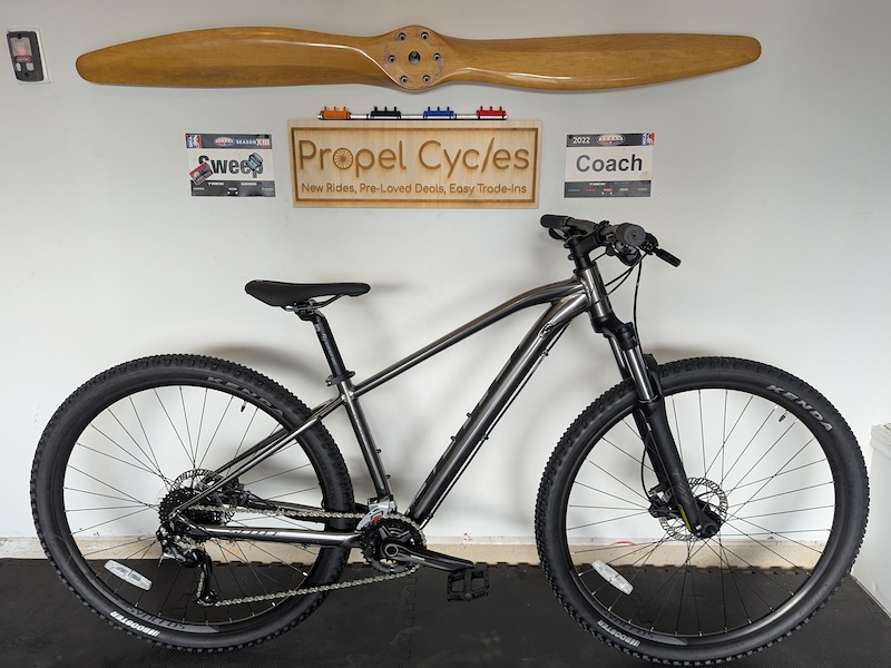 2022 NEW Scott Aspect 950, Size Small For Sale