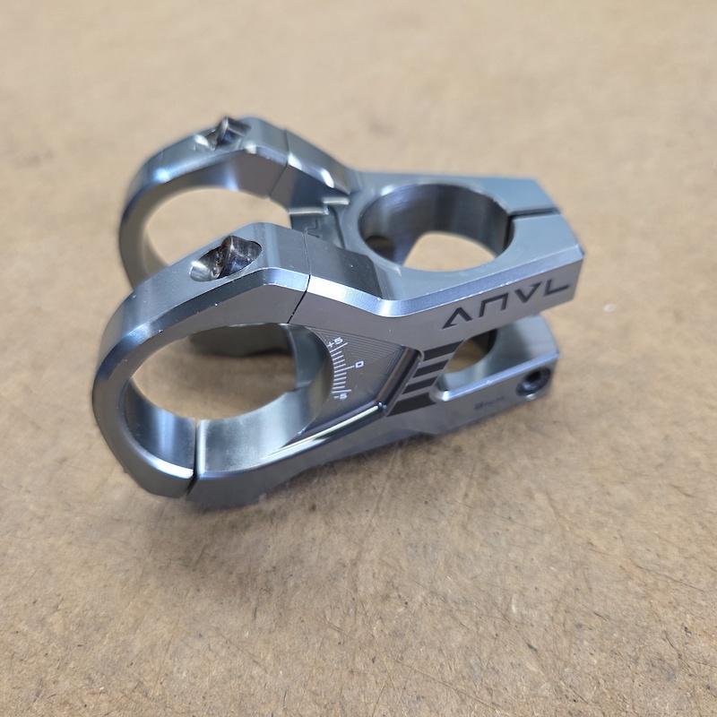2024 ANVL Swage V2 Stem 40mm - Arctic Grey For Sale