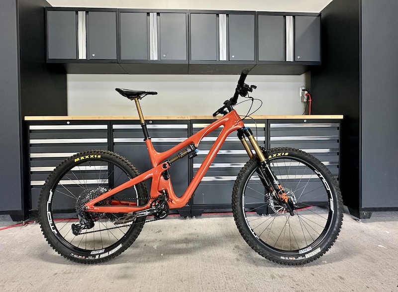 2021 Yeti Sb140 (Large, 27.5") For Sale