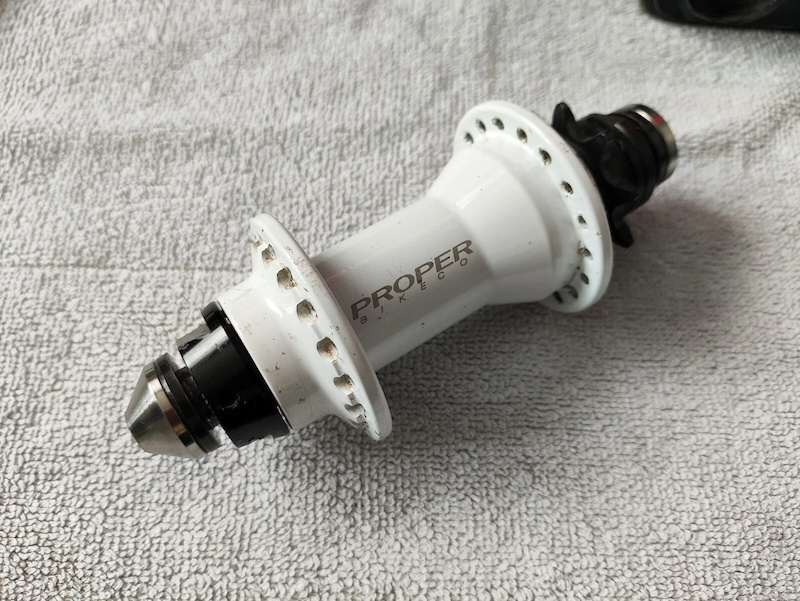 Proper 9T Female BMX Hub 36H Titanium Bolts White For Sale