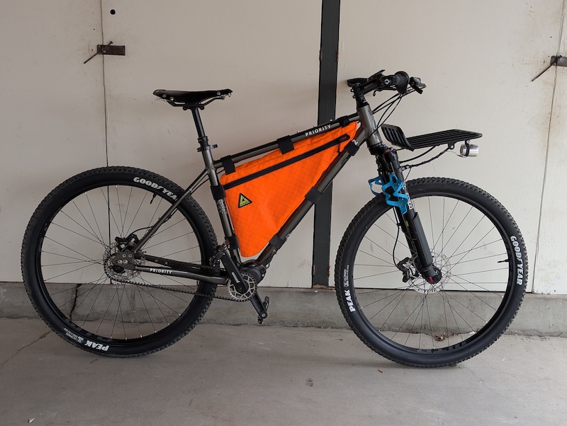 2024 Priority 600X Pinion Large Wren Inverted Fork Dynamo For Sale