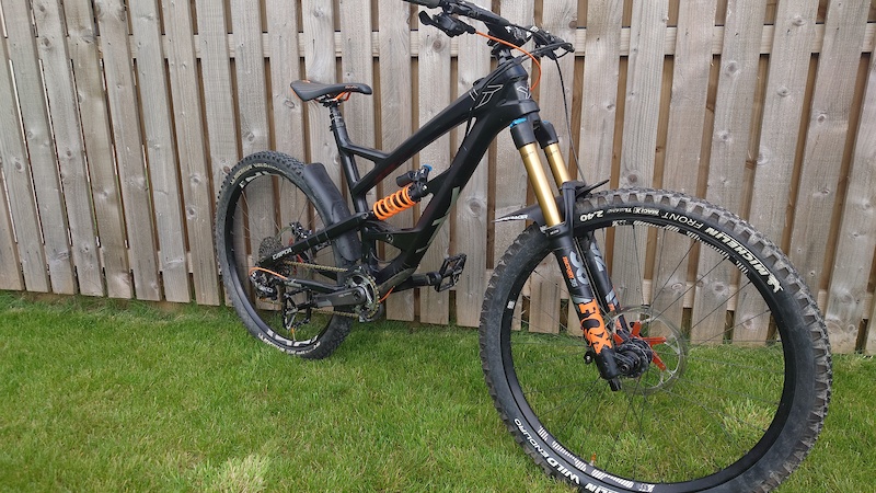 2017 YT Capra CF Pro Size L Frame & Shock For Sale