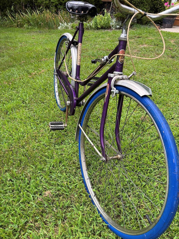 Executive Super De Luxe Bicycle - Medium For Sale