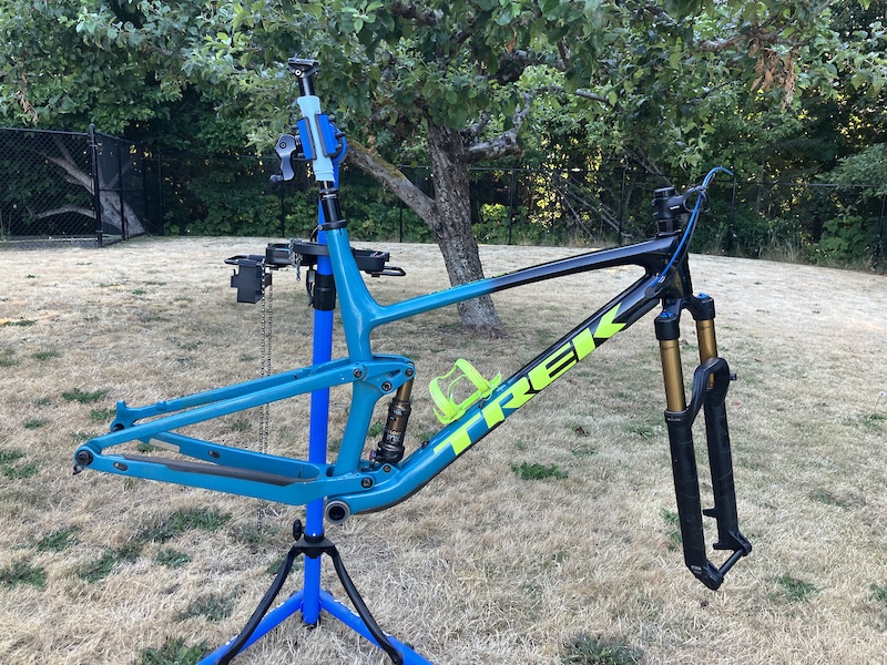 2020 PENDING - Trek Top Fuel (frame + fork + dropper) For Sale