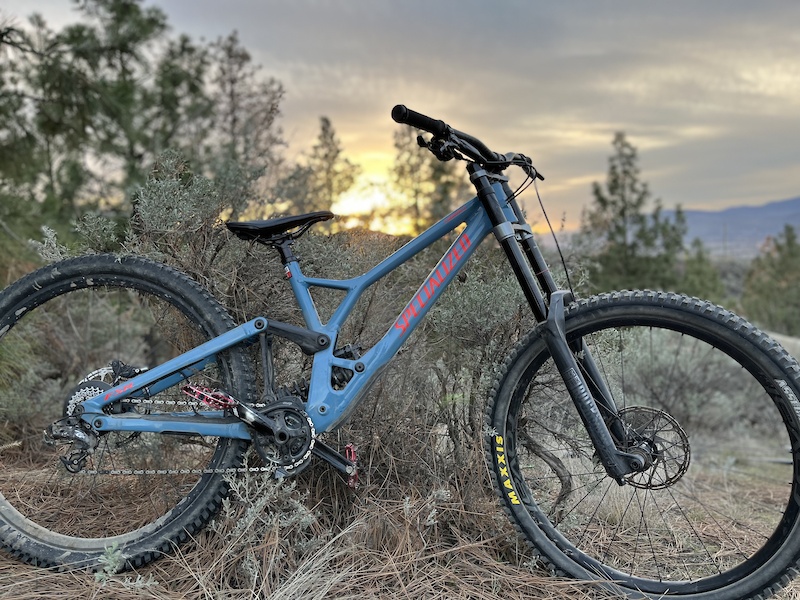 2021 Specialized demo expert 29” For Sale