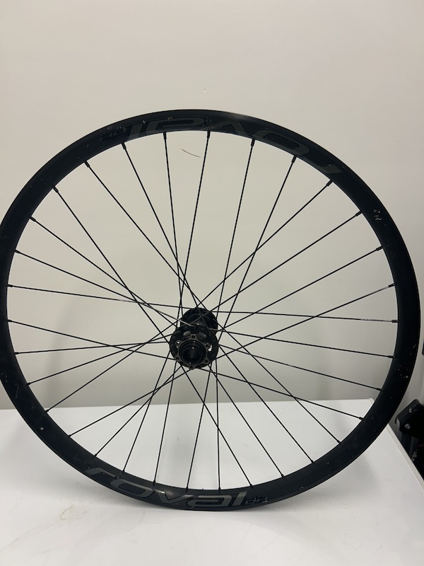 Roval Alloy DH 584 x 28 Front Wheel 27.5 For Sale