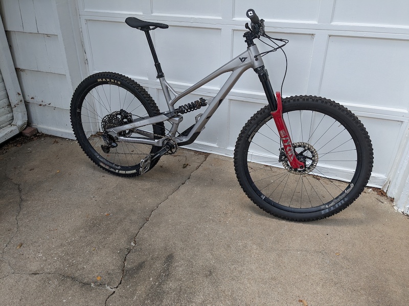 2022 YT Jeffsy Size Large fully upgraded For Sale