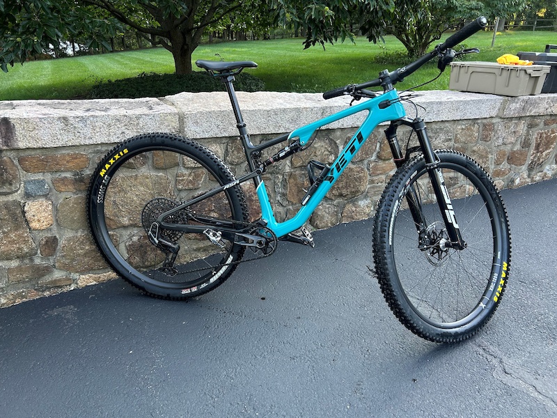 2024 Yeti ASR TE3 W/XRC1200 Carbon Rims For Sale