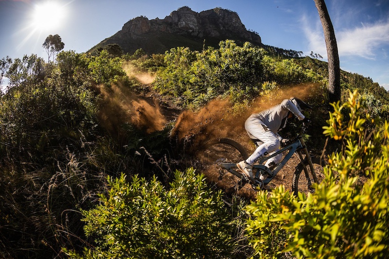 Kasper Woolley Signs With MS Racing For 2026 - Pinkbike