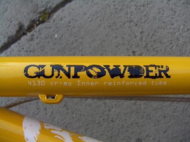 Da Bomb Gunpowder: new street rig that will blow your mind - Pinkbike