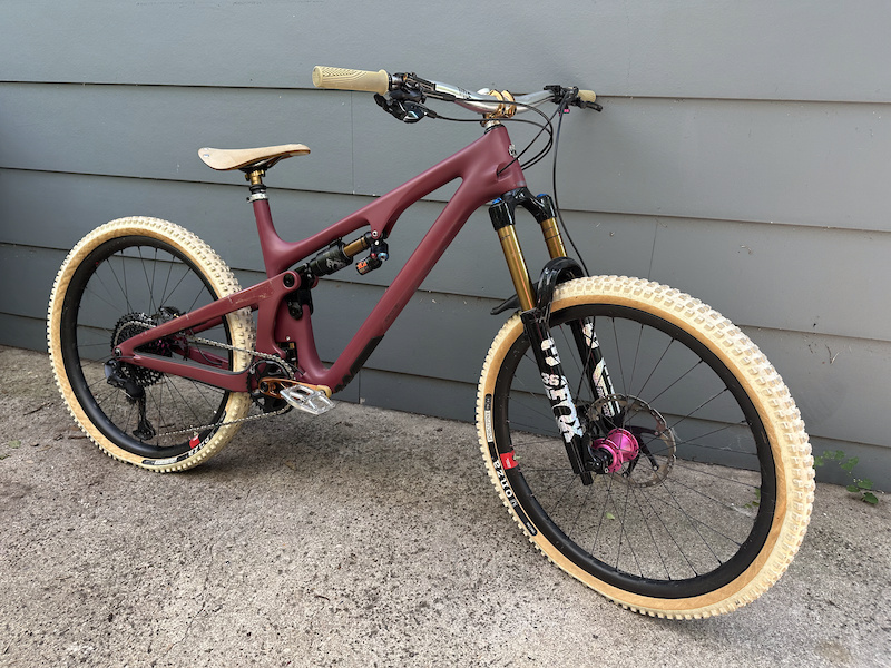 2021 Yeti SB140 Turq Ron Burgundy - 5DEV, Chris King, Saint For Sale