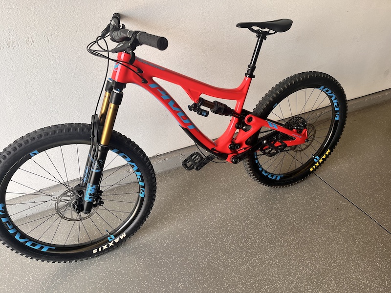 2019 Pivot Firebird Team Medium frame For Sale