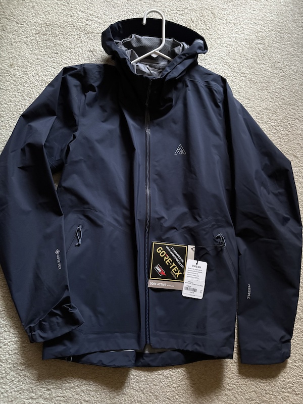 7Mesh Skypilot Jacket - Men's Large Eclipse For Sale