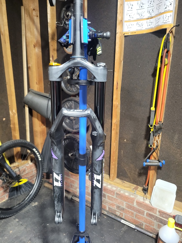 2023 Marzocchi Bomber Z1 Coil 160 Travel with extra spring For Sale