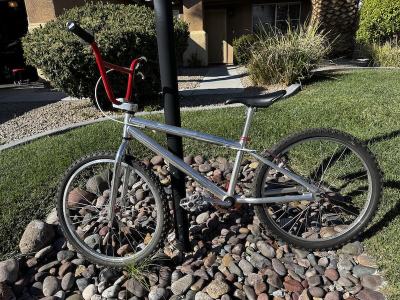 Mid 1990's Diamondback Reactor 24 - Aluminum Frame For Sale