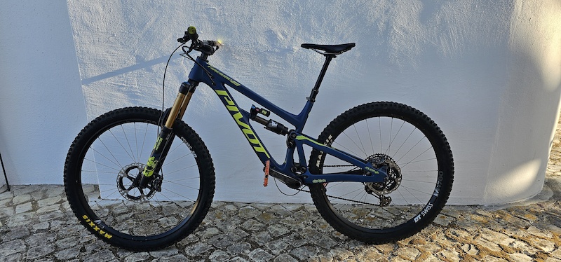 2020 Pivot Firebird ProX01 29 For Sale