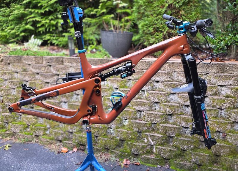 2021 YETI SB 130 w Cascade Link & New Bearings Large For Sale