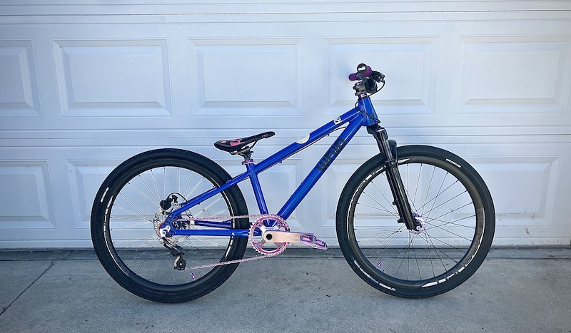 2021 Bombshell Whip 24” Dirt Jumper Carbon Wheels $2600 For Sale