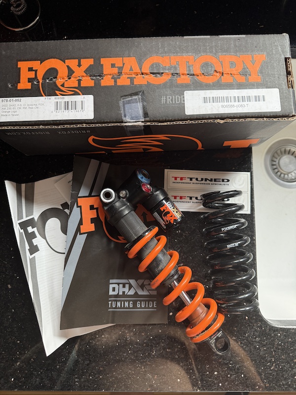 2022 Fox DHx2 with 2x 500lb springs tuned for Kenevo SL For Sale