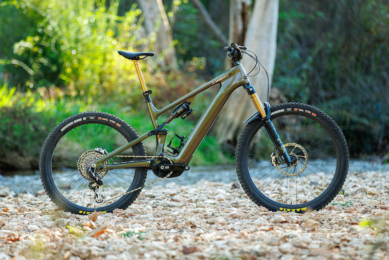 Specialized's Levo 4 eMTB is Powerful & Adaptable, But Isn't Totally ...