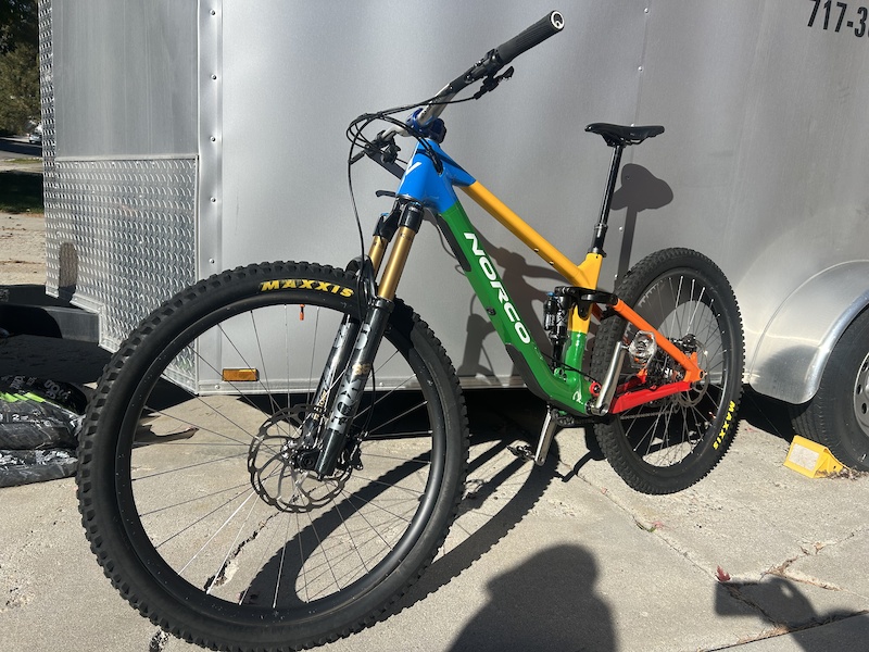2024 Norco Fluid - limited edition, full custom For Sale