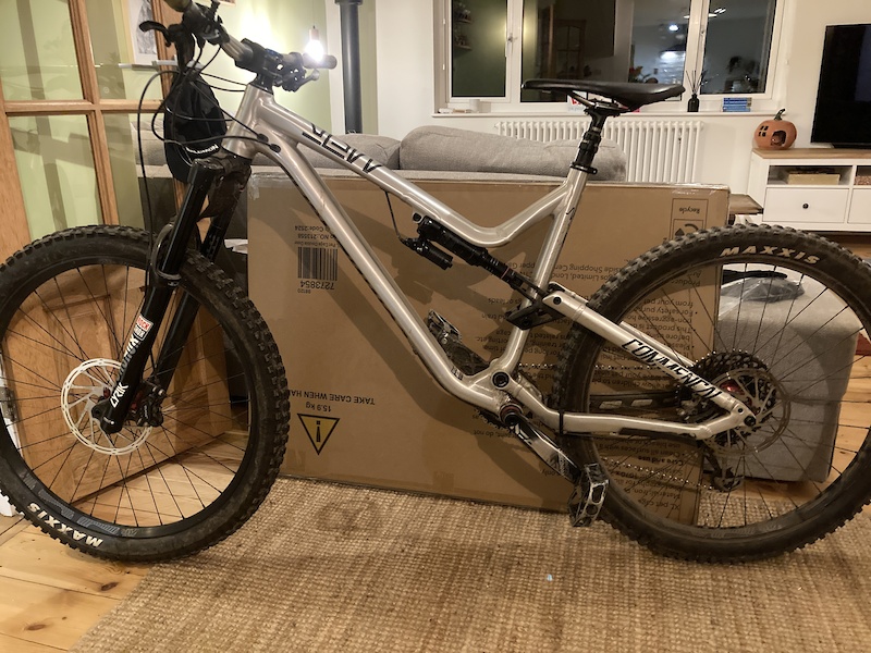 2018 Commencal Meta AM V4.2 Size Large For Sale