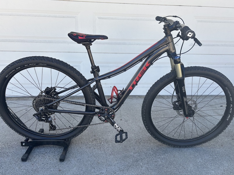 Trek XS Superfly Mountain Bike with multiple upgrades For Sale