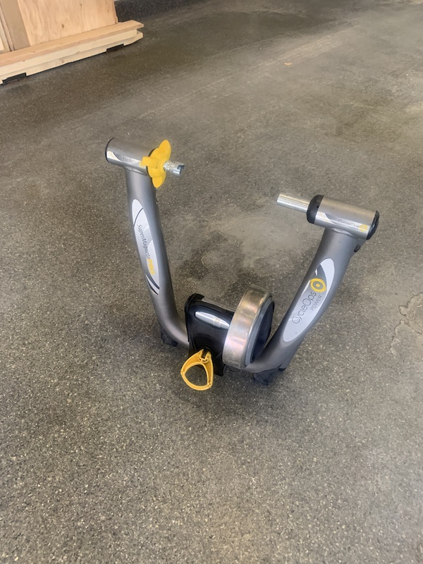 Cycleops fluid trainer For Sale