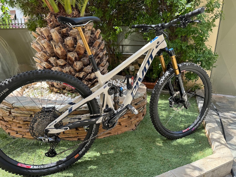 2021 Pivot Switchblade Pro XT/XTR, Size M For Sale