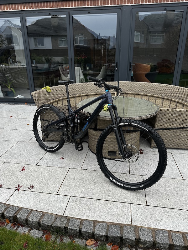 2024 Trek Slash 8 Gen 6 Size L For Sale