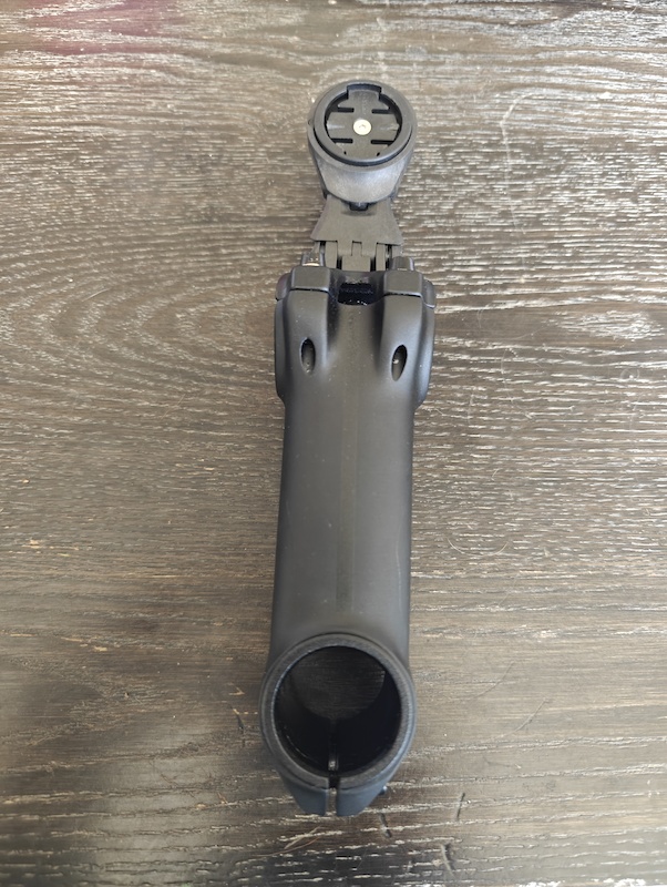 2021 Giant Contact 100mm 31.8 clamp with Garmin mount For Sale