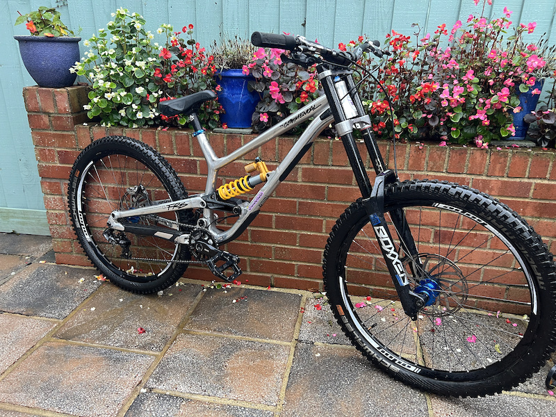 2023 Commencal Furious FRS Large "high polish" For Sale